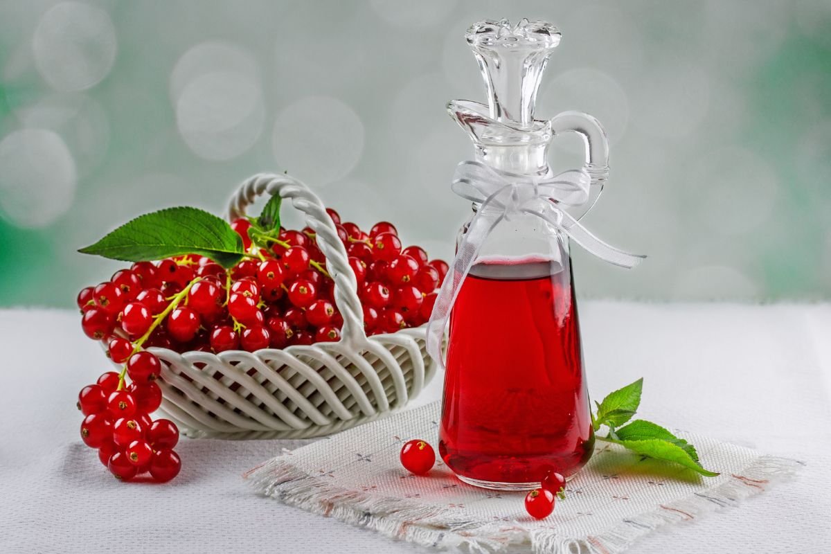 Raudonųjų serbentų sultys – sveikatos eleksyras!